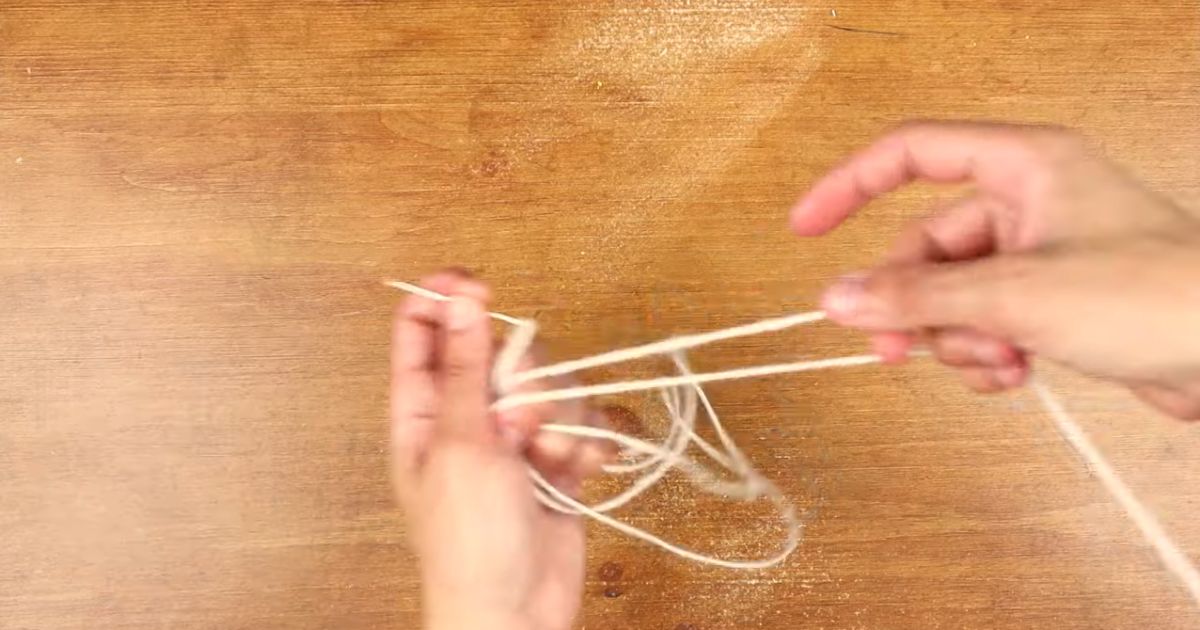 Hawaiian Lei Craft - Activity for Seniors